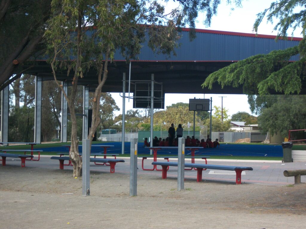 Boulevard Bench | Terrain Group